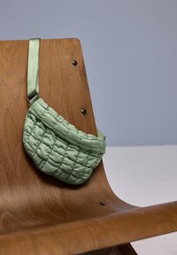 Street One PADDED - Cross body bag - grün/mint - Zalando