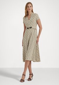 Lauren Ralph Lauren Petite ELMAND SHORT SLEEVE DAY DRESS - Freizeitkleid - cream multi/offwhite ...