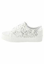 Next FOREVER COMFORT CHUNKY REGULAR FIT - Sneakers - white/hvid ...