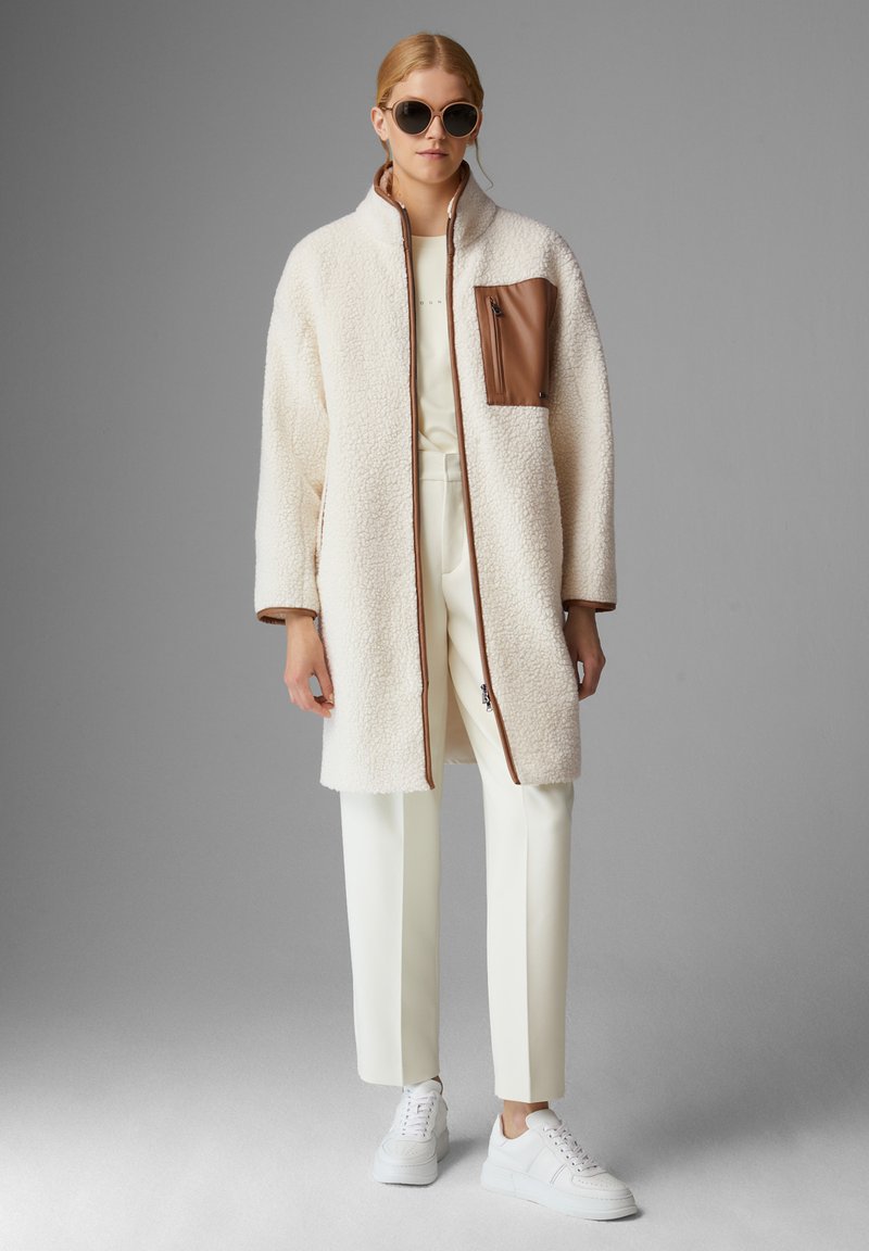 Bogner MANTEL NANI - Classic coat - off white/off-white - Zalando