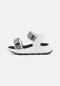 Versace TRIGRECA UNISEX - Sandale - white/black/alb - Zalando.ro