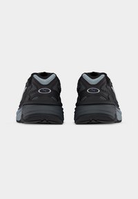 Puma FADE NITRO JR UNISEX - Trainers - black/cool dark gray/black ...