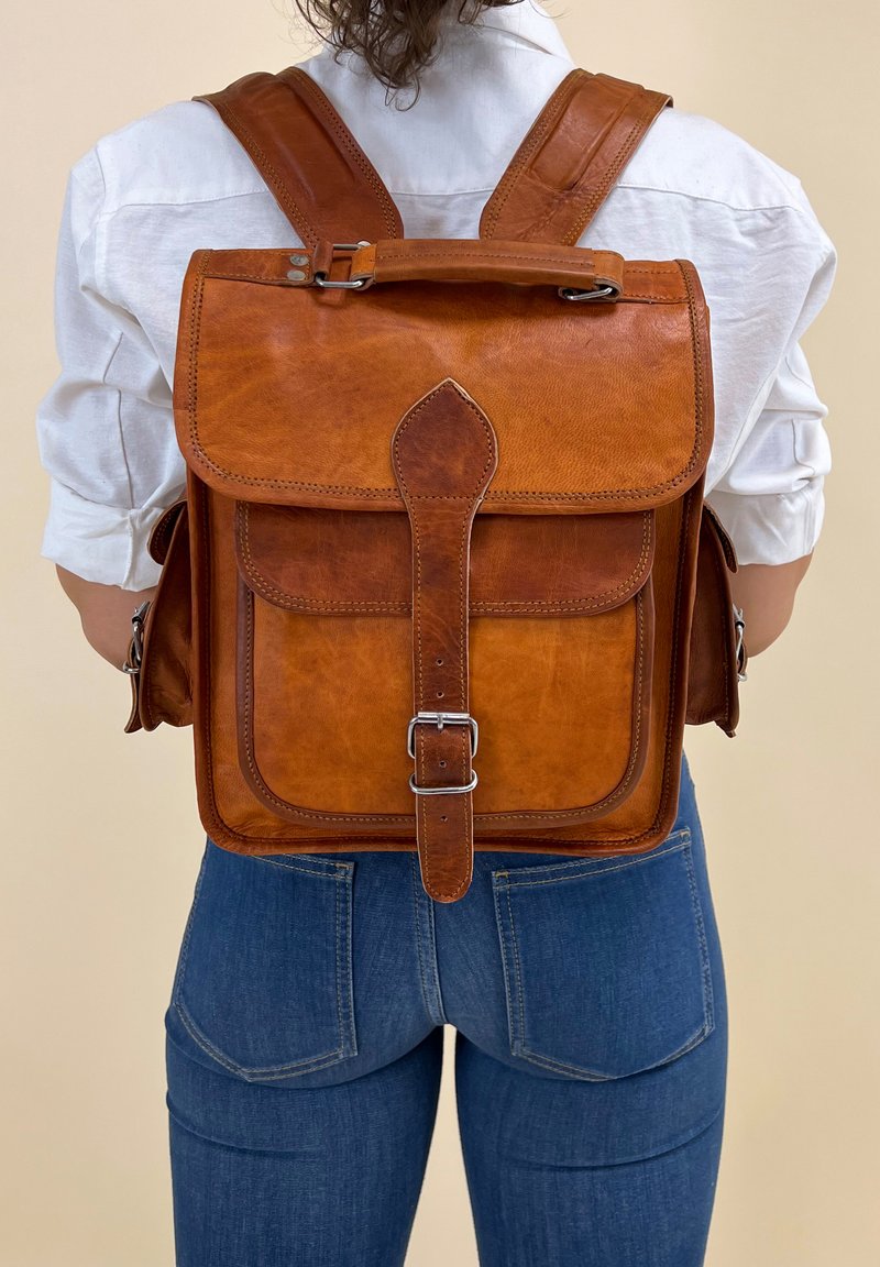 Gusti Leder ELEANOR - Rugzak - brown/bruin - Zalando.nl