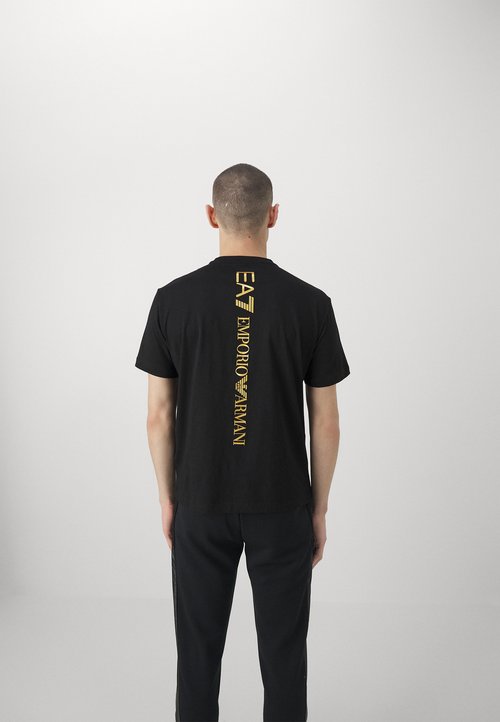 EA7 Emporio Armani T-Shirt print - white/weiß - Zalando.ch