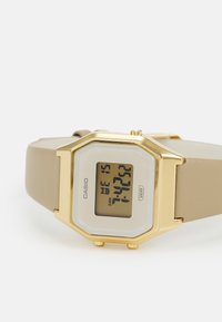 Casio Digitaluhr - light brown/hellbraun - Zalando.ch