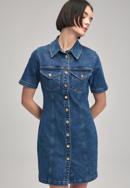 Caroll FASHION MODERN - Robe en jean - stone denim/denim indigo ...