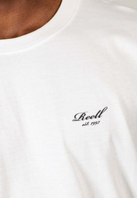 Reell STAPLE LOGO - T-Shirt basic - snow white/weiß - Zalando.de