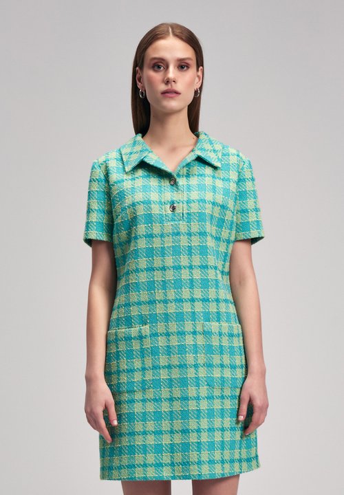 adL GARNISHED WITH POCKET FLAP - Robe chemise - printed black/noir ...