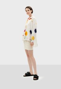 Thinking Mu MARGARET - Koszula/mleczny - Zalando.pl