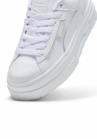 Puma MAYZE CRASHED - Sneaker low - white/weiß - Zalando.at