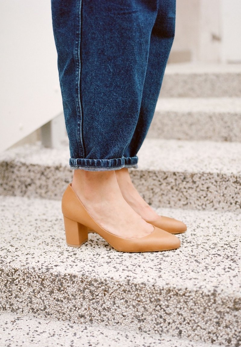 BALAGAN MIGDAL HEELS - Tacones - natural/camel - Zalando.es