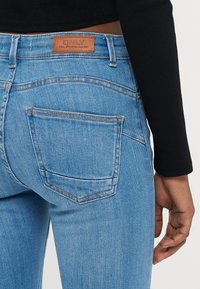 ONLY Petite ONLPOWER PUSH UP - Trapézfarmer - special bright blue denim ...