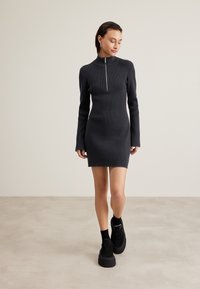 Gestuz YASMIA SHORT DRESS - Strickkleid - black/schwarz - Zalando.at