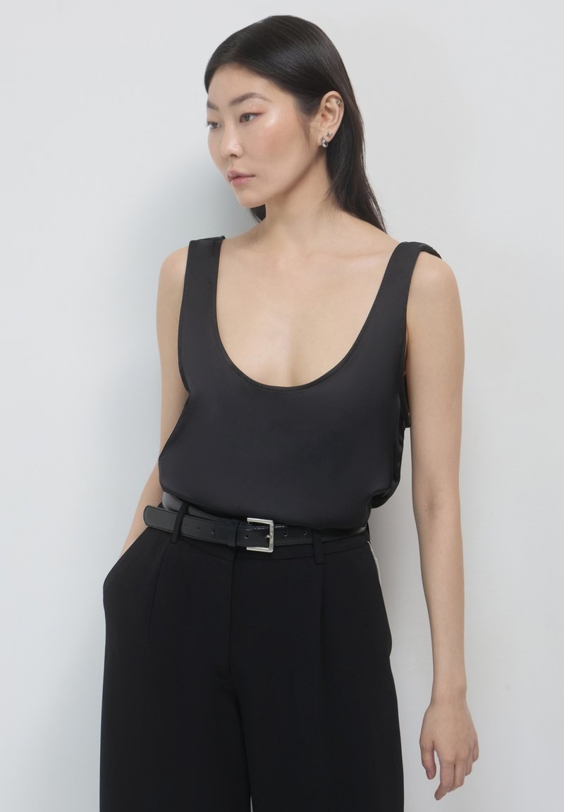 Calliope SCOLLO AD U - Top - ultrablack/nero - Zalando.it