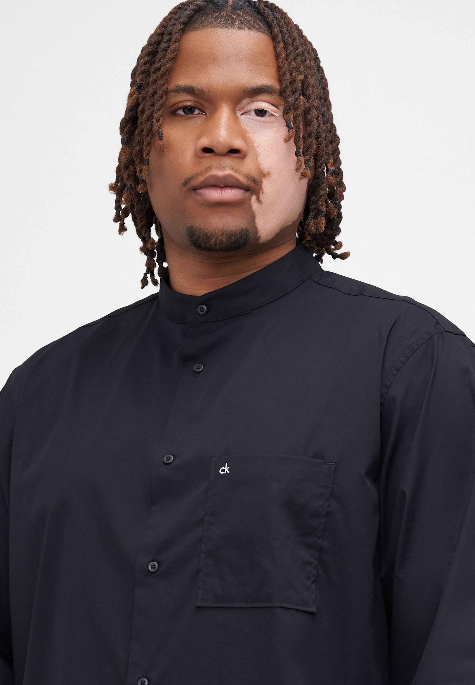 Calvin Klein POPLIN GRANDAD COLLAR SHIRT Shirt black Zalando