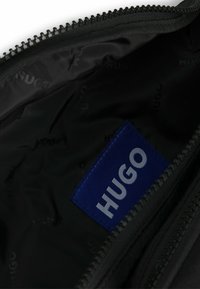 HUGO VYTAL R - Gürteltasche - black one/schwarz - Zalando.ch