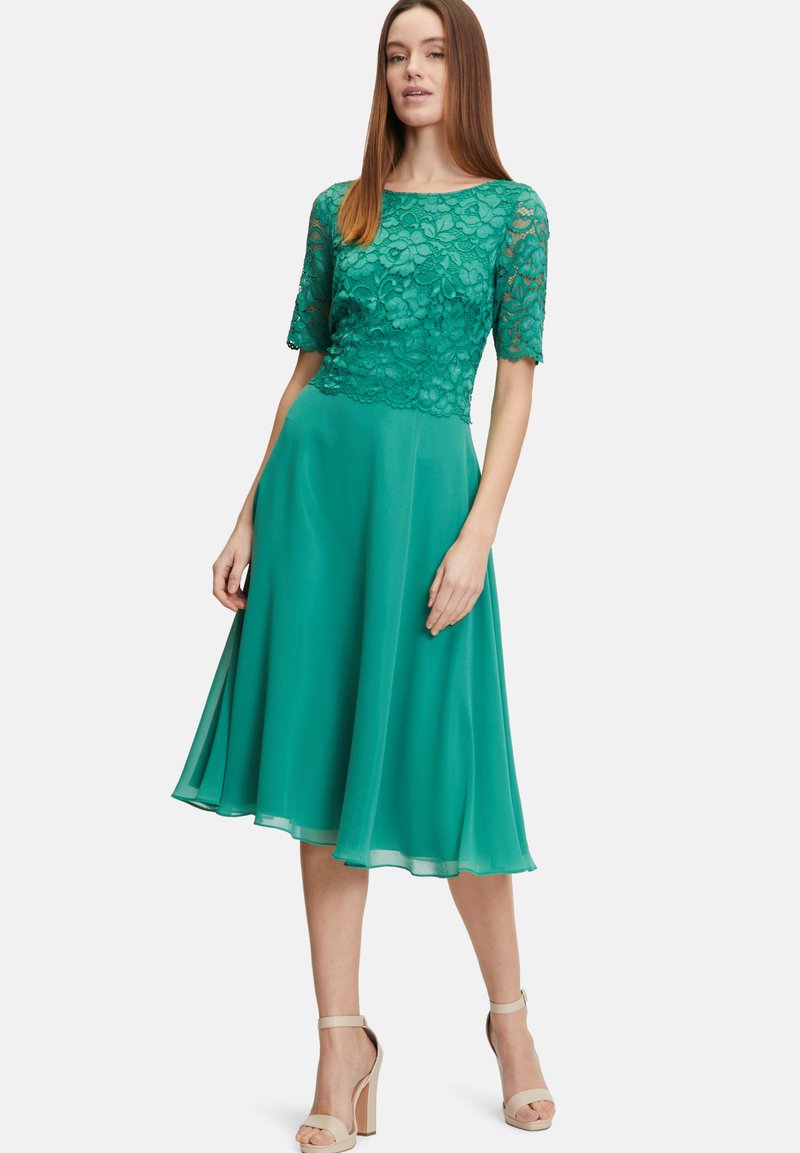 Vera Mont Cocktailkleid/festliches Kleid - silky green/grün - Zalando.ch