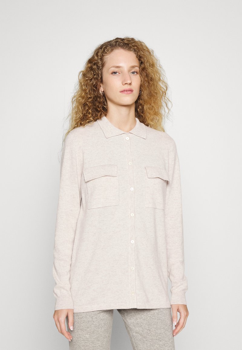 Davida Cashmere CLASSIC POCKET - Cardigan - light beige/beige - Zalando.no