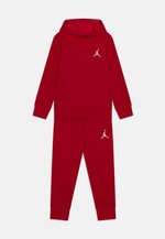 Jordan JDN MJ ESSENTIALS UNISEX SET - Trainingsanzug - gym red/rot ...