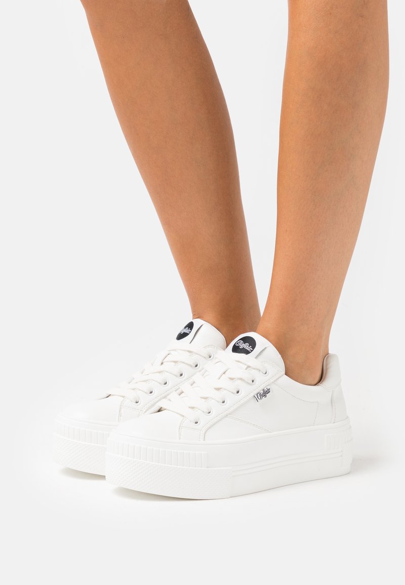 Buffalo PAIRED LACEUP - Trainers - white - Zalando.ie