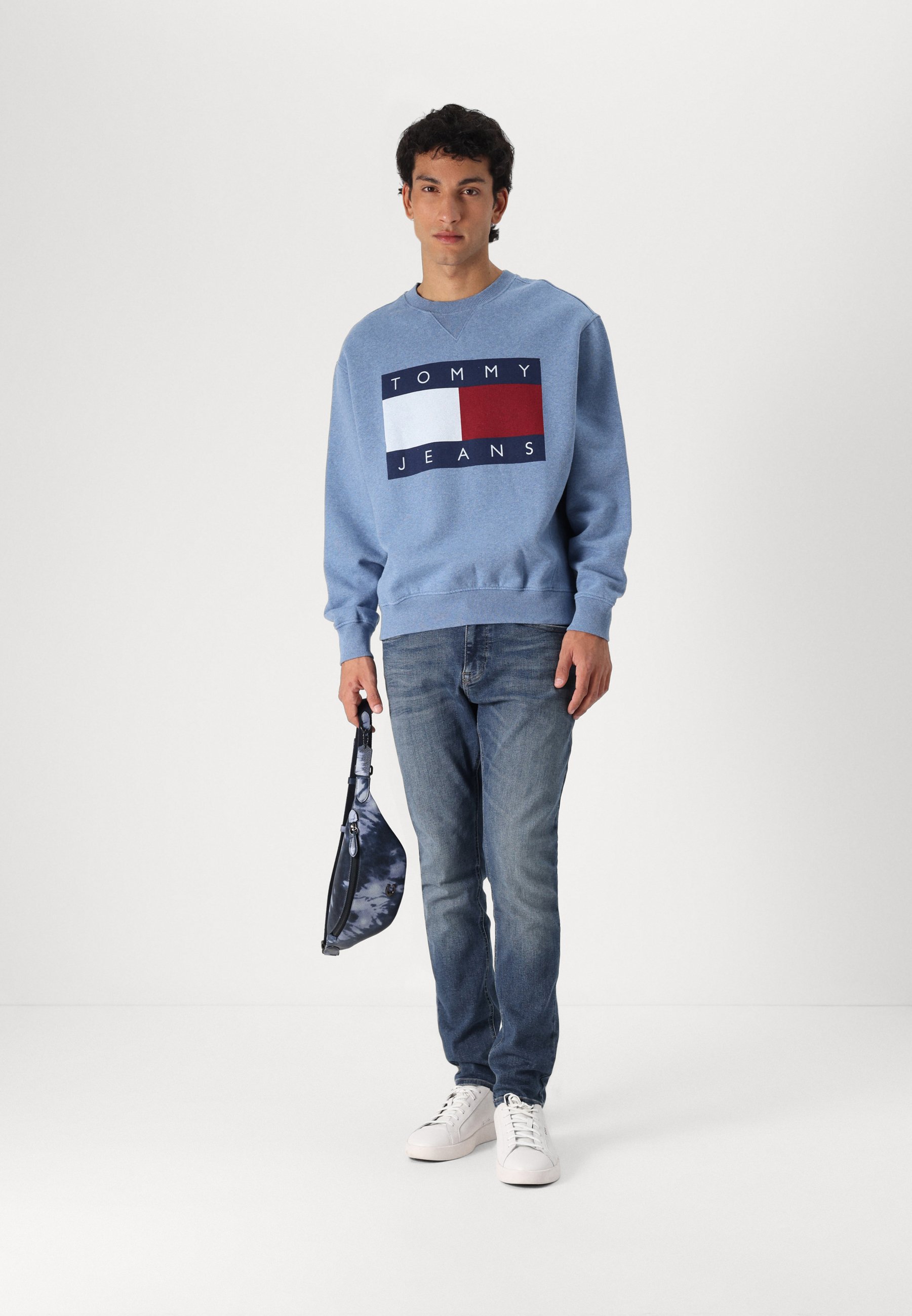 Tommy jeans flag sweatshirt store