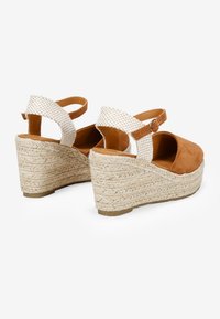 Bosanova CATHY - High Heel Sandalette - arena/braun - Zalando.de