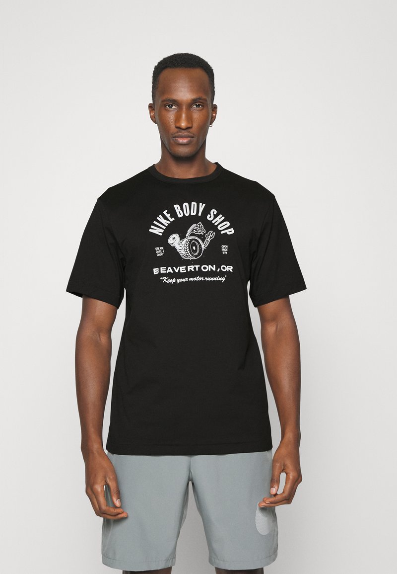 Nike Performance Print T-shirt - black/summit white/black - Zalando.co.uk