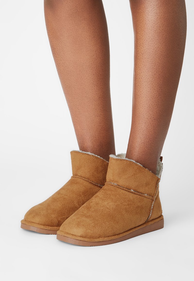 Loungeable Slippers - tan - Zalando.ie