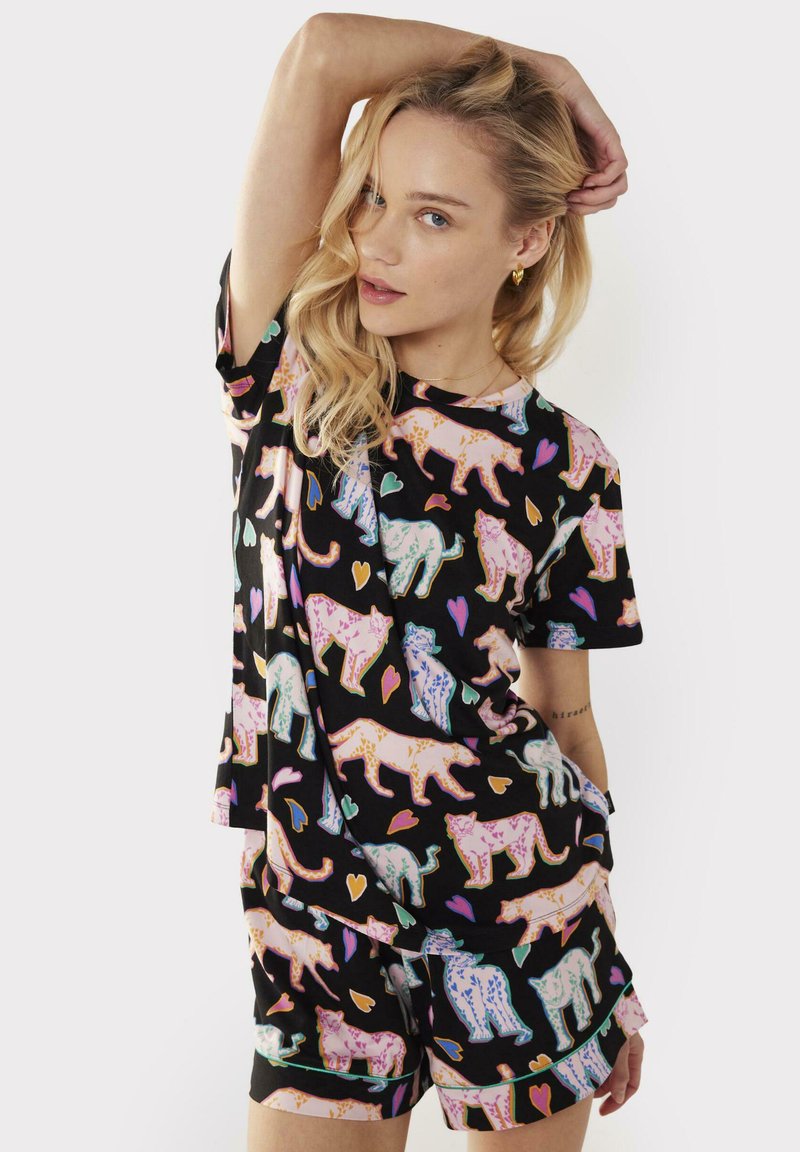 Chelsea Peers MULTI LOVEHEART LEOPARDS CREWNECK SET - Pyžamová sada ...