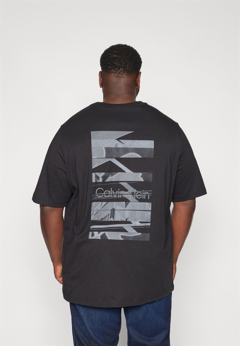 Calvin Klein SHADOW BACK GRAPHIC - Camiseta estampada - black/negro ...