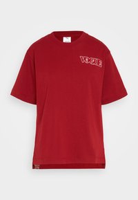 Puma T-shirts med print - intense red/rød - Zalando.no
