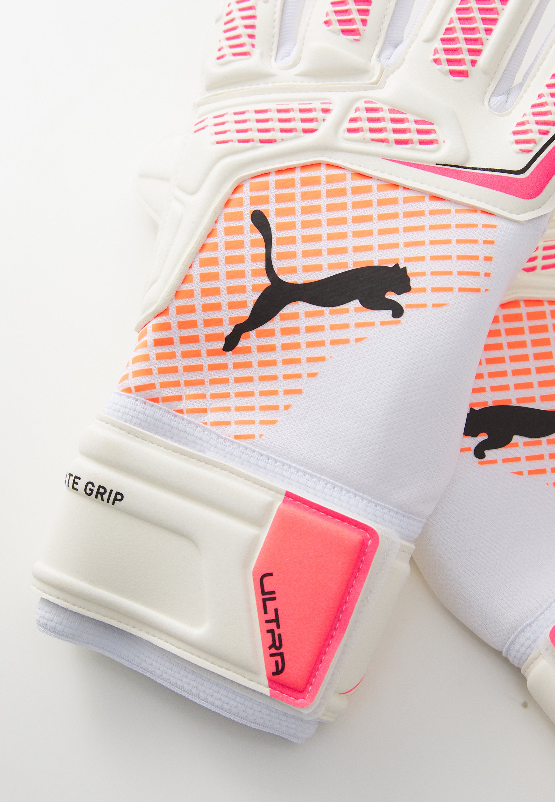 ULTRA PRO NC UNISEX Goalkeeping gloves white glowing red black