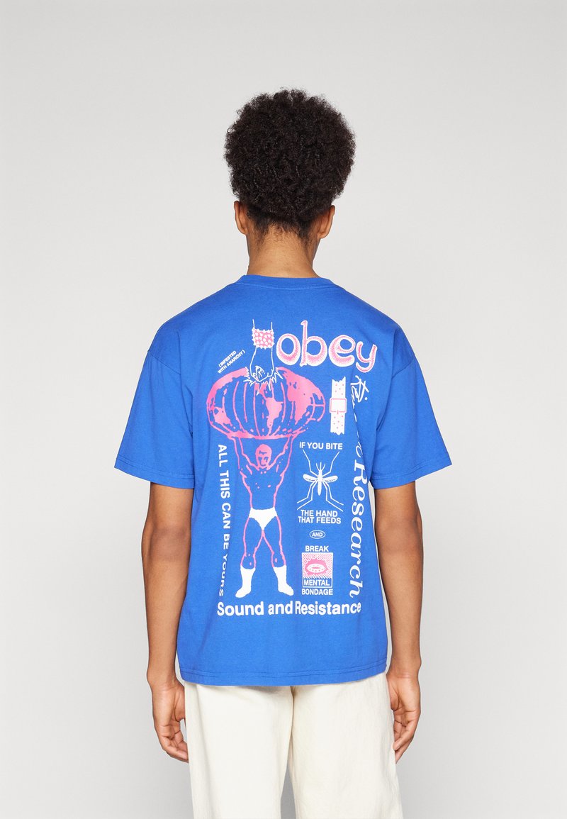 Obey Clothing BREAK MENTAL BONDAGE UNISEX - Print T-shirt - surf blue/dark blue - Zalando.ie