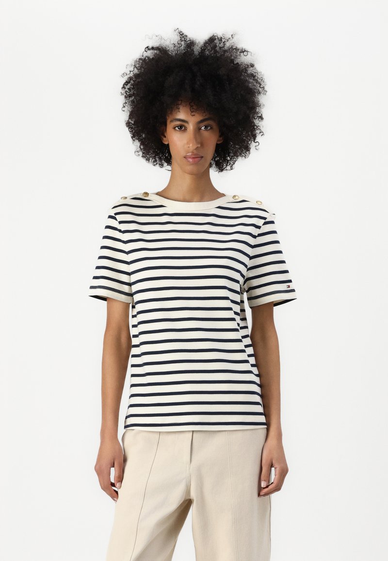 Tommy Hilfiger STRIPE - Print T-shirt - calico/dark night navy/dark ...