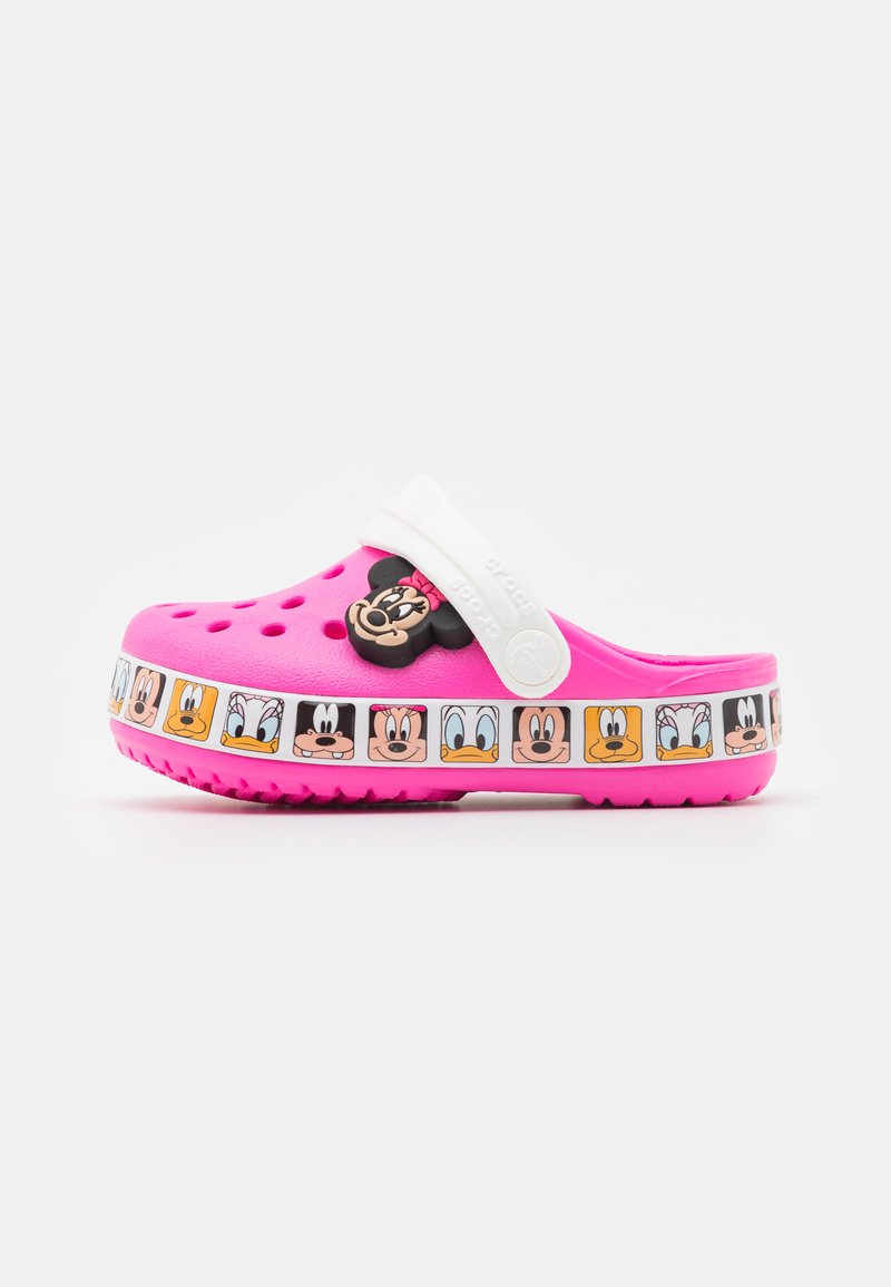 Crocs MINNIE MOUSE BAND UNISEX - Pool slides - electric pink/neon pink ...