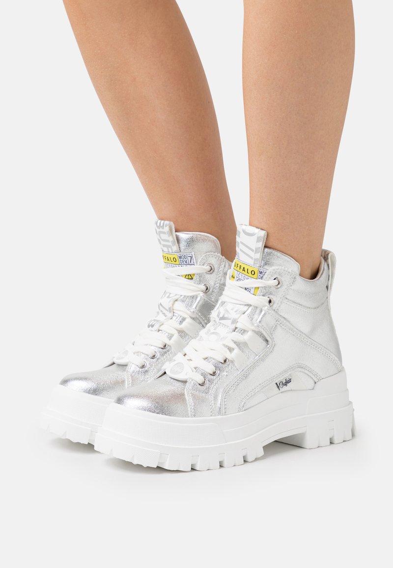 Buffalo VEGAN ASPHA NC MID - Platform-nilkkurit - silver/hopeanvärinen ...