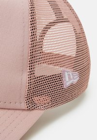 New Era TONAL TRUCKER UNISEX - Cap - rosa - Zalando.ch