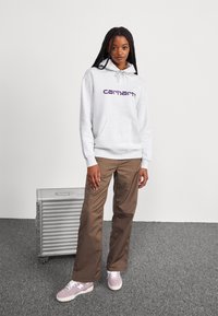 Carhartt WIP HOODED - Sweatshirt - heather/cassis/hellgrau - Zalando.ch