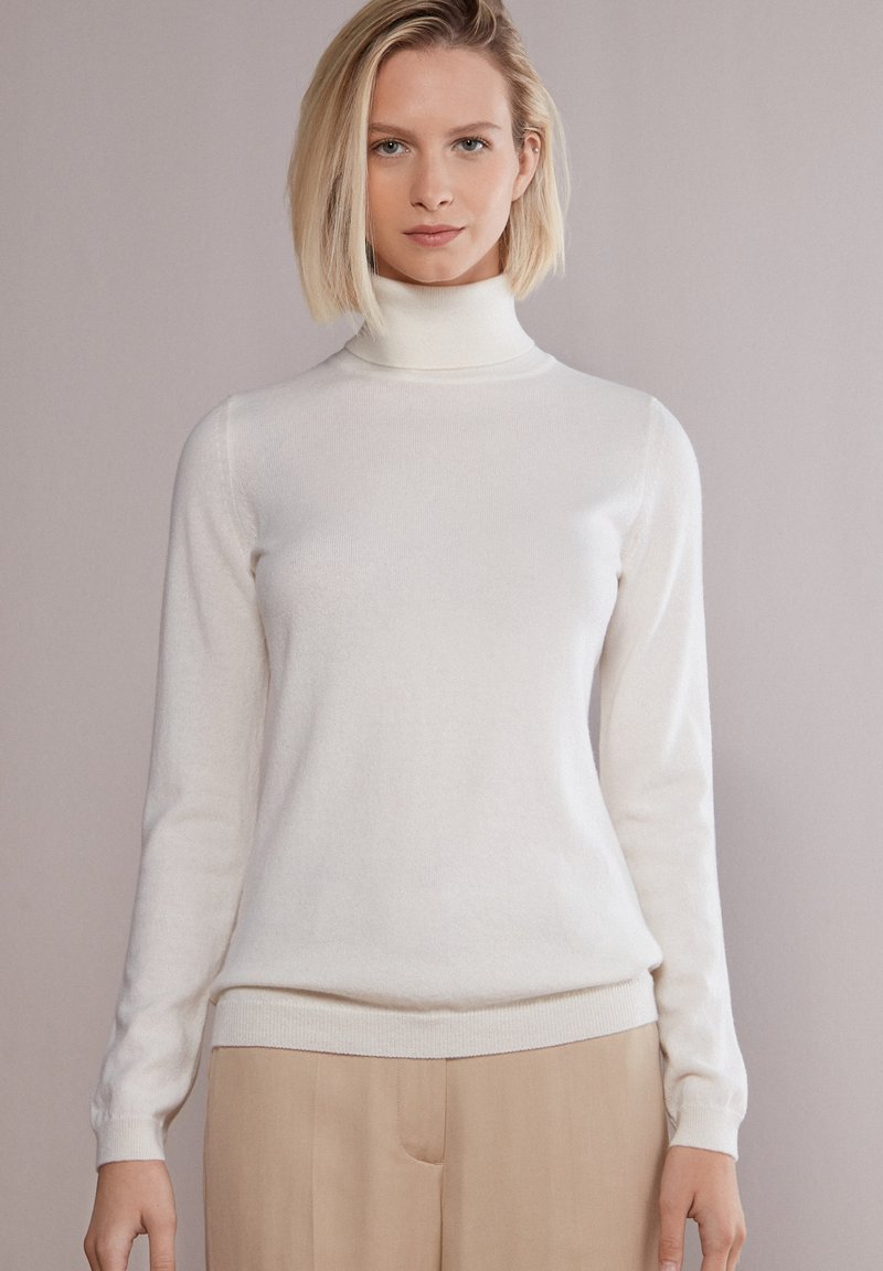 Falconeri ULTRASOFT TURTLENECK - Sweter - white/biały - Zalando.pl