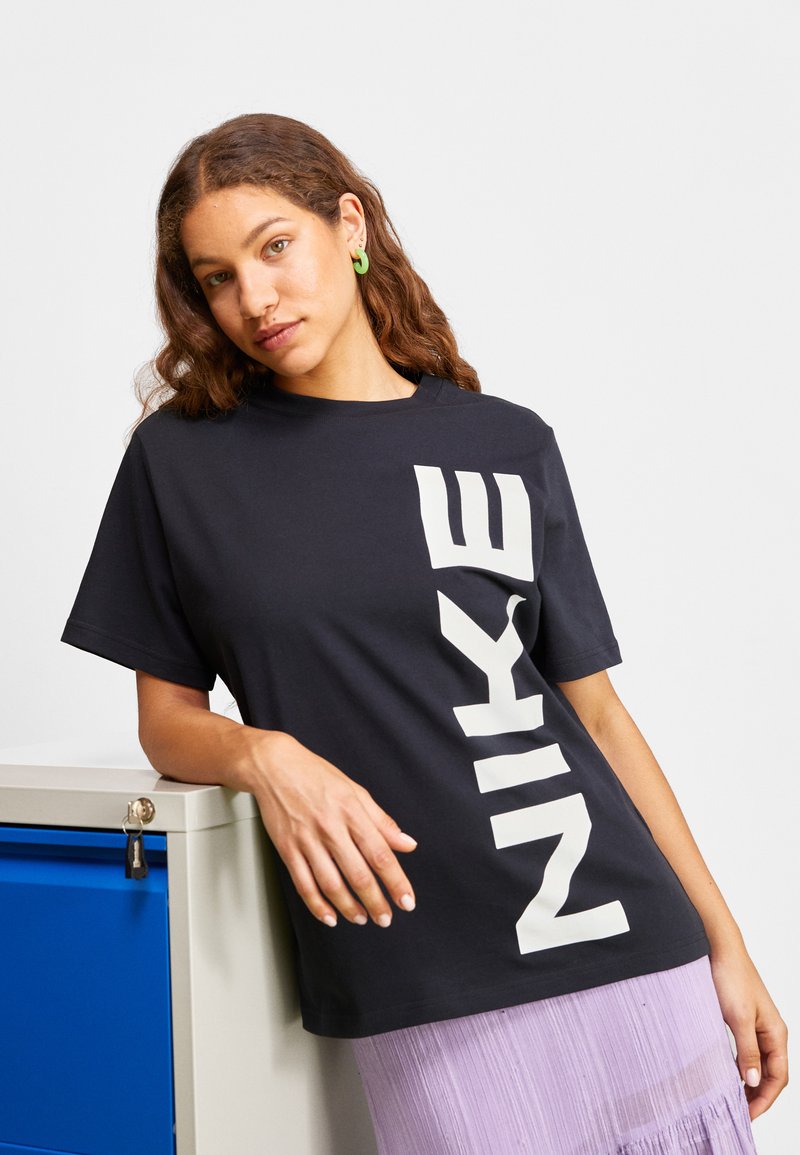 Nike Sportswear TEE AIR - Triko s potiskem - black/white/černá - Zalando.cz