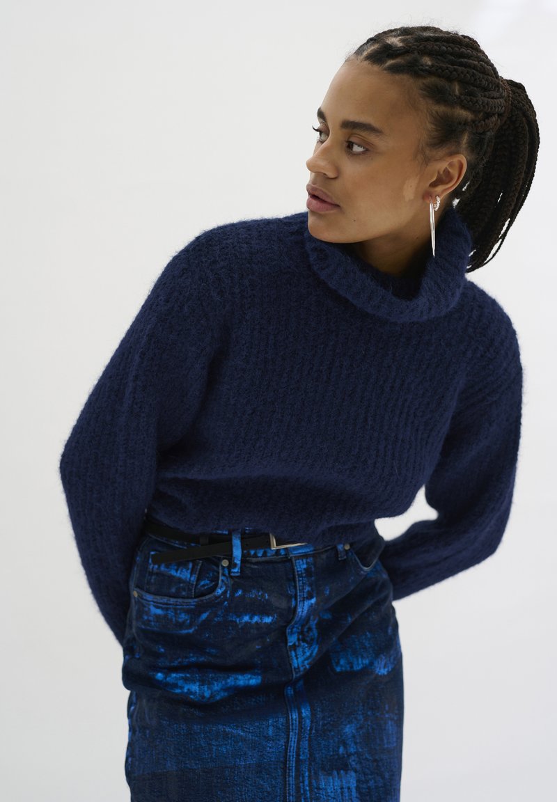 My Essential Wardrobe MEENA ROLLNECK - Strickpullover - dark sapphire ...