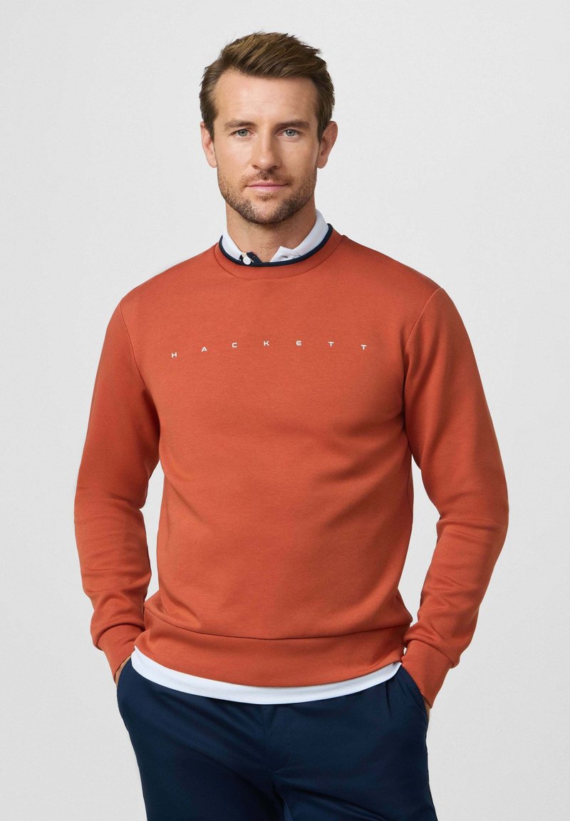 Hackett London HS ESSENTIAL CREW - Sudadera - burnt ochre orange ...
