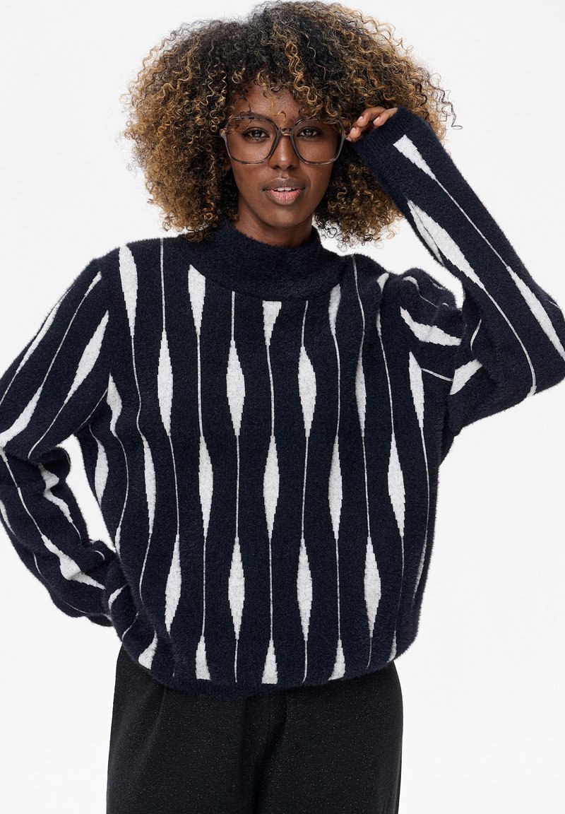 blue shadow SKAYA - Jumper - black - Zalando