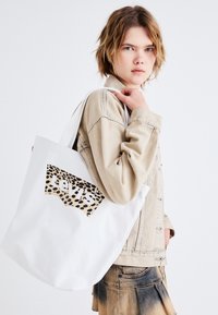 Levi's® WOMEN'S BATWING TOTE - Cabas - ecru/blanc - ZALANDO.FR