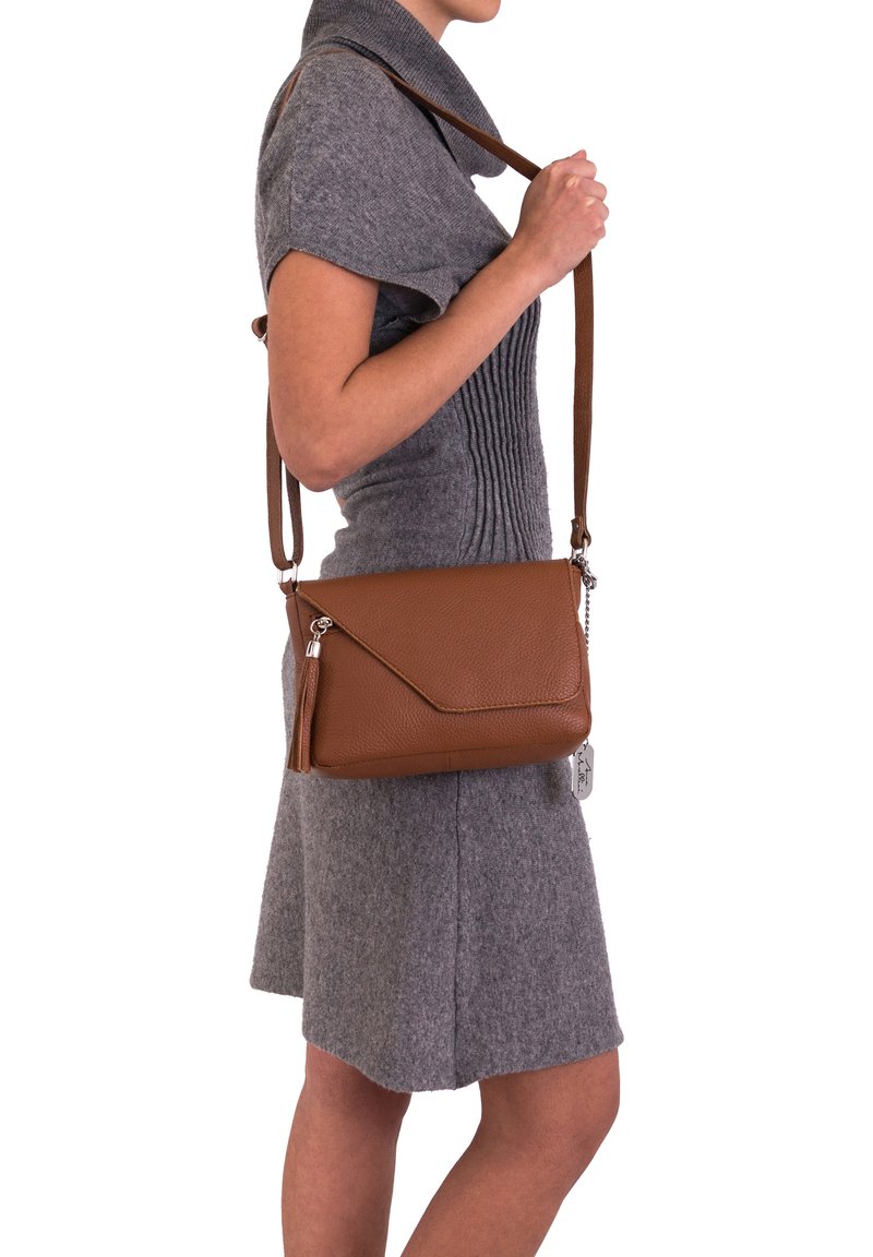 Anna Morellini LOLA ITALIAN MADE - Across body bag - cognac - Zalando