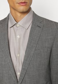 Strellson CALEB MADDEN SET - Kostuum - dark grey/grijs - Zalando.nl