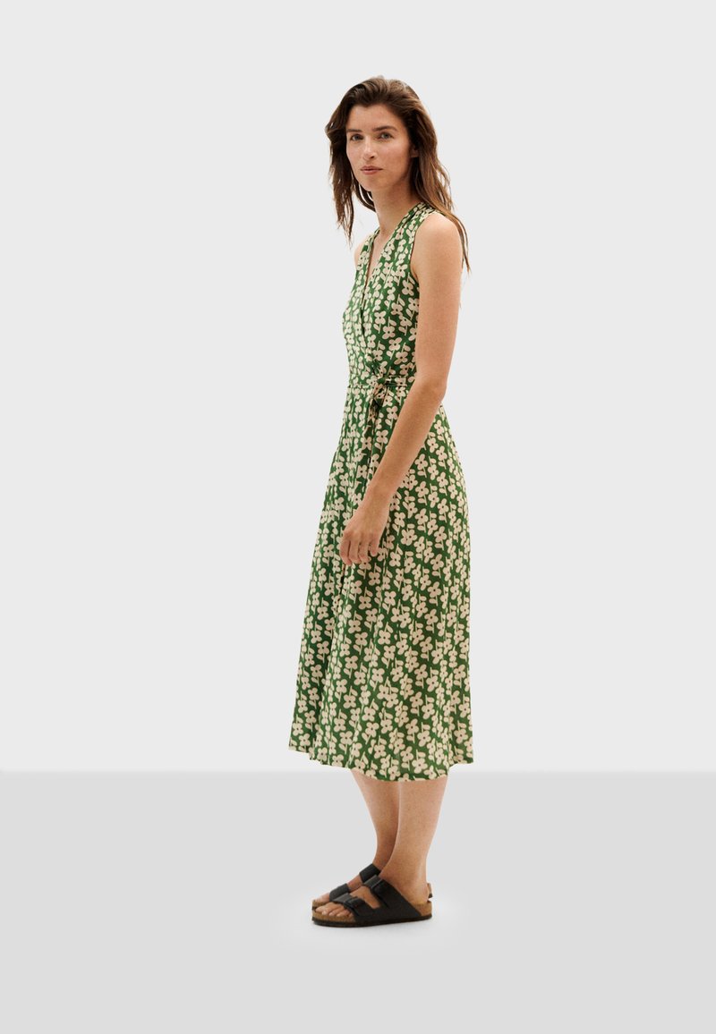 Thinking Mu AMAPOLA - Freizeitkleid - green/grün - Zalando.at