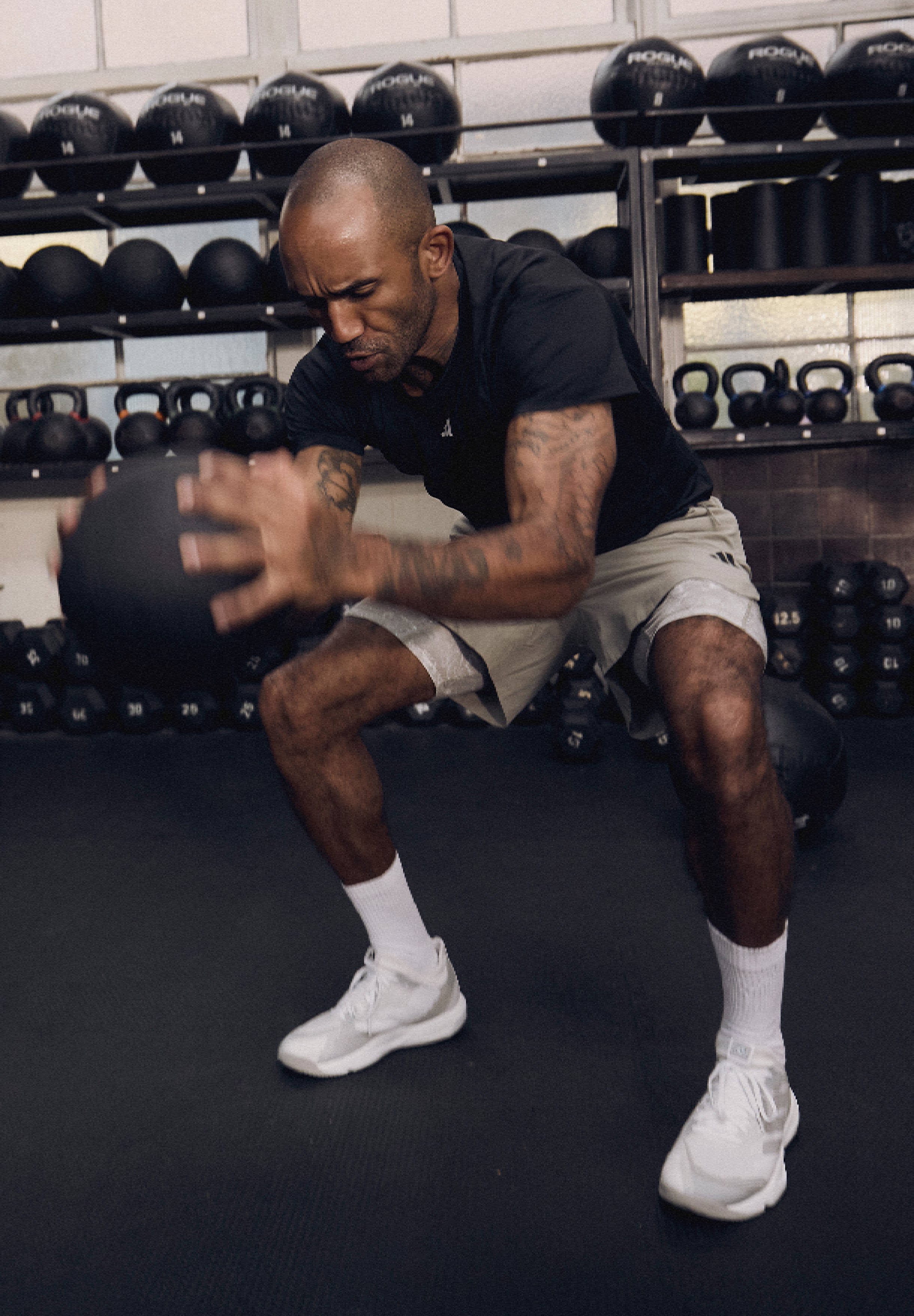 Spordiriided aktiivsele mehele | Fitness | Zalando