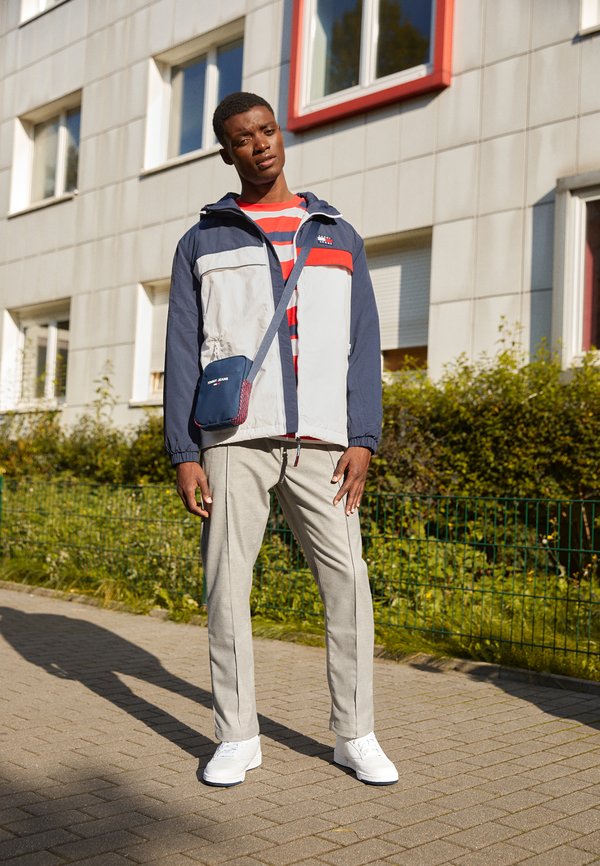 Reebok Classic EXOFIT CLEAN LOGO UNISEX - Trainers - white/royal blue ...