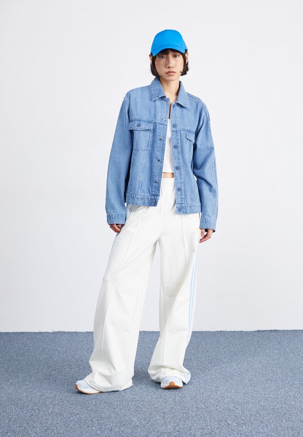 adidas Originals RESPONSE CL - Trainers - alumina/crystal white/core ...